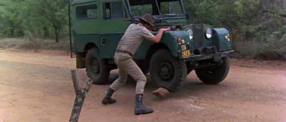 O pior papel de uma Land Rover nos cinemas: a 'Anticristo' em 'Os ...