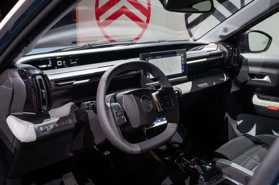 Revelado o novo Citroën C3 2024, maior e 100% elétrico - Turboway