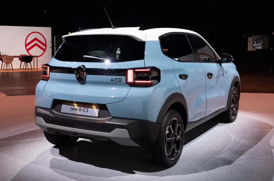 Revelado o novo Citroën C3 2024, maior e 100% elétrico - Turboway